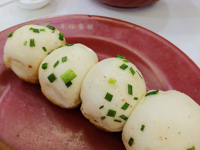 Postcard from Shanghai: Shengjian – Umami Mart